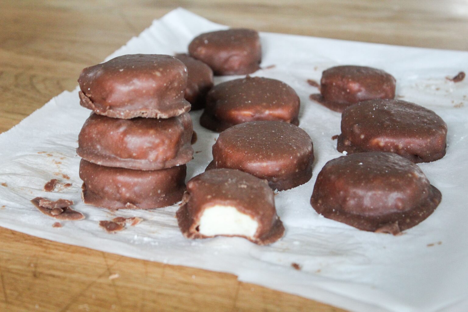 Easy Low Carb Peppermint Patties (Low Carb, Ketogenic, THM:S) - Fit Mom ...